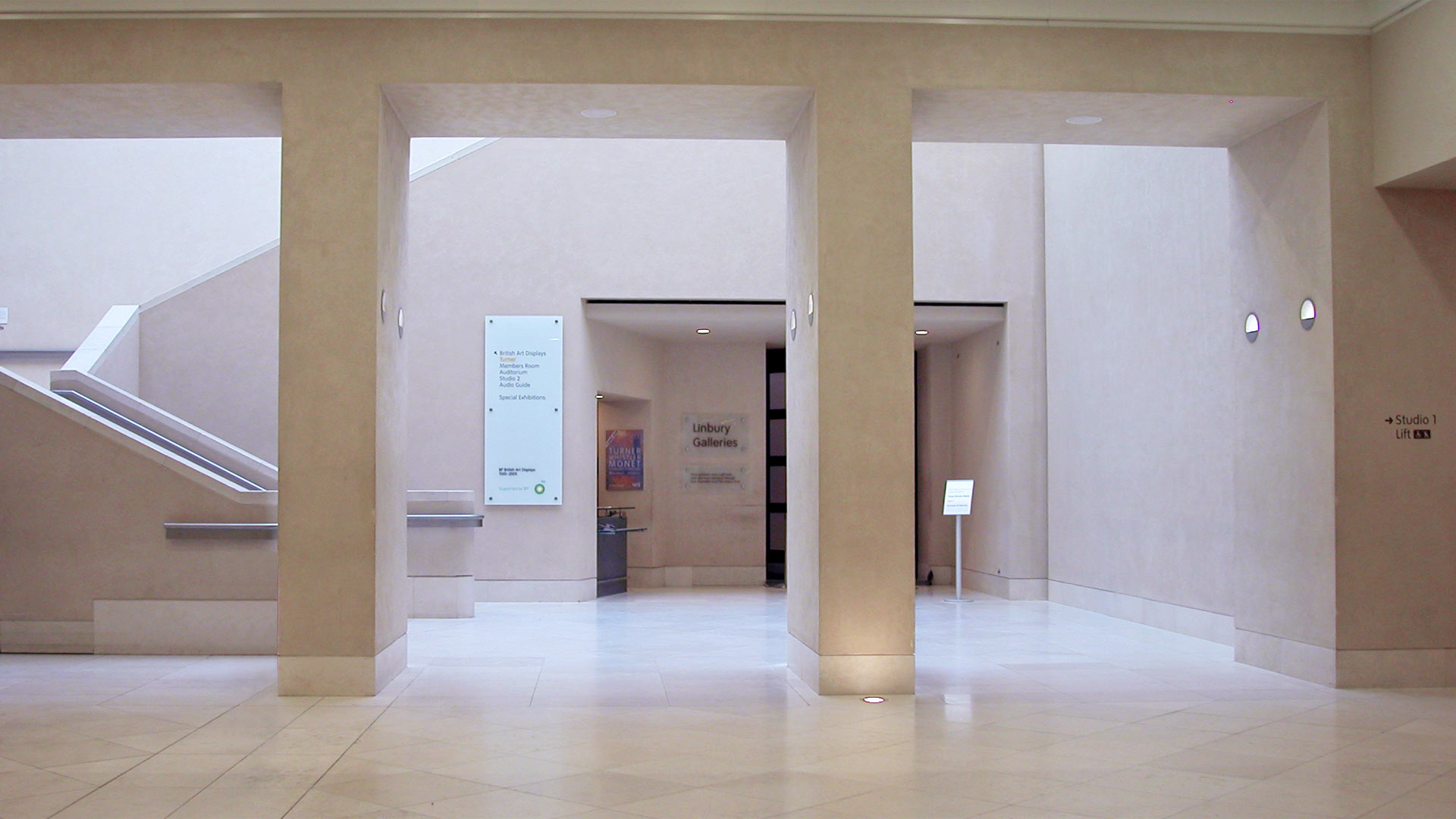 Tate Britain Signage | Thomas Manss & Company